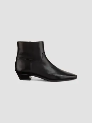 STUART WEITZMAN Stassi Leather Ankle Boots - Black
