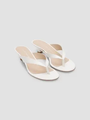 STUART WEITZMAN Rio Sleek 35mm Kitten-heel Sandals - Blanco