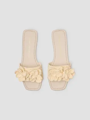 STUART WEITZMAN Lotus Crocheted Sandals - Chalk