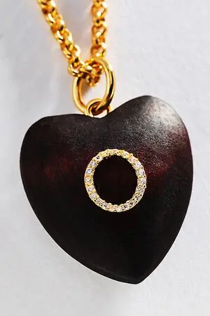 Timeless Pearly Wood Itil Pendnt Necklce O