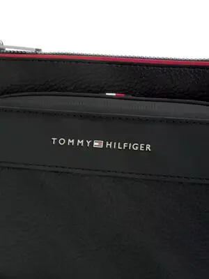 TOMMY HILFIGER Logo-plaque Pebbled Messenger Bag