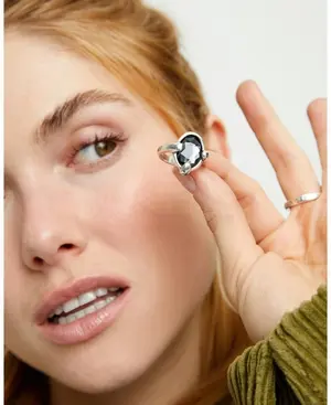 UNODE50 Sterling Plated Ring With Black Faceted Crystal