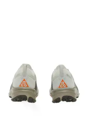 Nike Pegasus Trail Gore-tex Sneakers