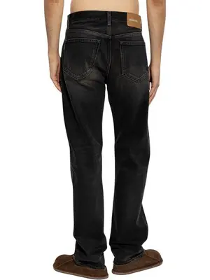 HAIKURE Blake Straight-leg Jeans