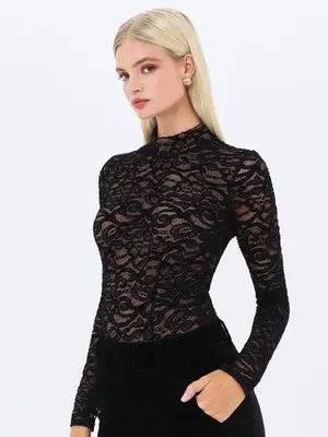 MISS CIRCLE NEW YORK Quenisa Chenille Lace Long Sleeve Bodysuit