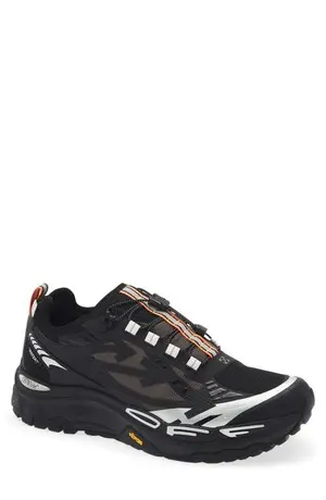 Off-White Be Right Back Trail Sneaker - Black/black