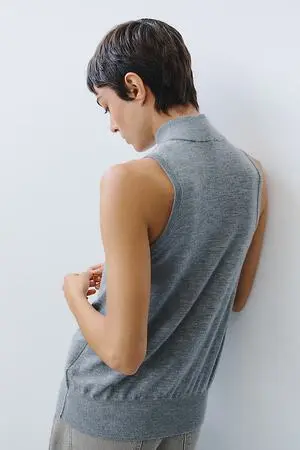 Anthropologie 100% Cashmere Sleeveless Sweater - Grey