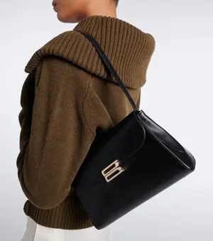 Victoria Beckham Dorian Trapeze Leather Shoulder Bag - Black