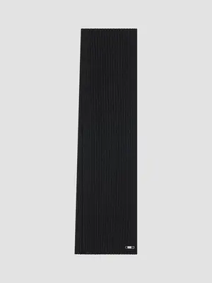 Givenchy Scarf In Wool With Pin - Black