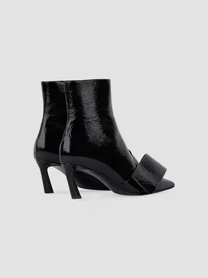 Givenchy Twisted Ribbon Ankle Boots In Shiny Naplack Leather - Black