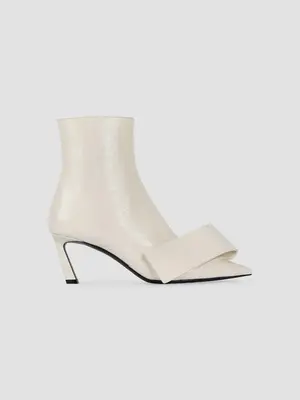 Givenchy Twisted Ribbon Ankle Boots In Shiny Naplack Leather - Ivory
