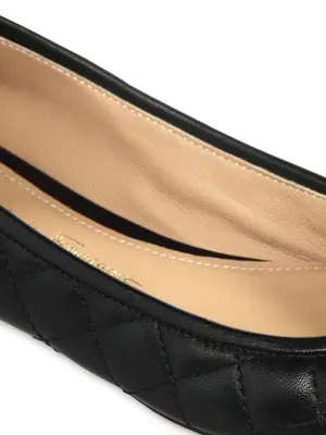 FERRAGAMO Varina Quilted Leather Ballet Flats - Nero