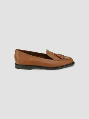 Manolo Blahnik Bucky Tassel Leather Loafers - Medium Brown