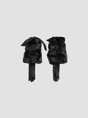 Givenchy Large Bonbon Gloves In Nappa Leather - Black