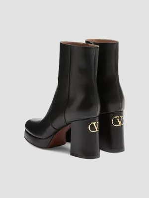 Valentino Garavani Fawcette 90mm Platform Ankle Boots In Calfskin Leather