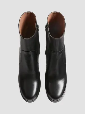 Valentino Garavani Fawcette 90mm Platform Ankle Boots In Calfskin Leather