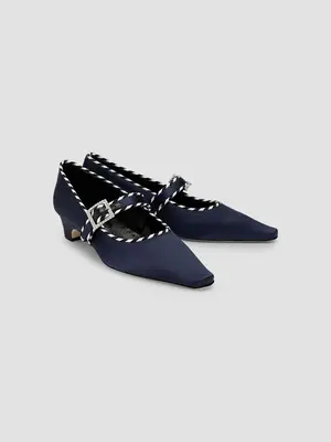 Manolo Blahnik Zaera Satin Pumps