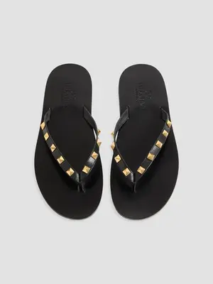 Valentino Garavani Rockstud Kidskin Flip Flops