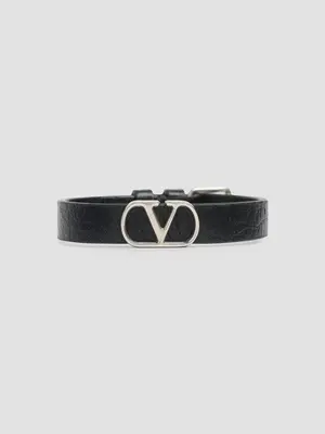 Valentino Garavani Vlogo Signature Grainy Calfskin Bracelet