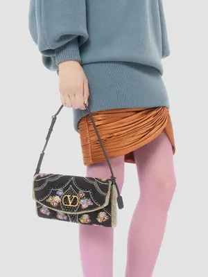 Valentino Garavani Devain Small Embroidered Shoulder Bag - Black Multi