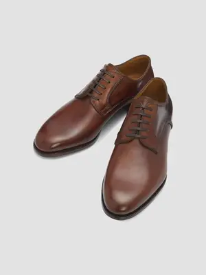 Kiton Leather Lace-up Oxfords