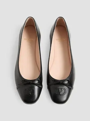 Valentino Garavani Vlogo Signature In Nappa 05mm Ballerinas - Black