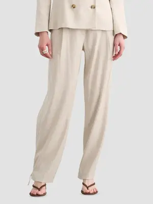 TOCCIN Elowen Pleated Ankle Tie Pants - Desert