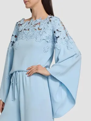 Oscar De La Renta Floral-embroidered Stretch-silk Cape-sleeve Blouse