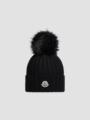 Moncler Beanie Hat In Wool - Black