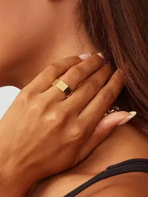 ORADINA 14k Yellow Bolt Ring