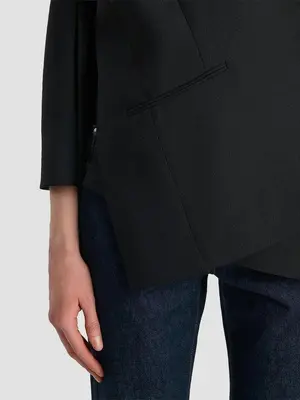 Khaite Palto Wool-silk Asymmetric Jacket