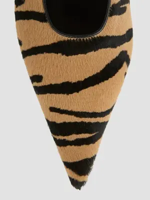 TOTEME Sharp 35mm -print Calf Hair Kitten-heel Pumps