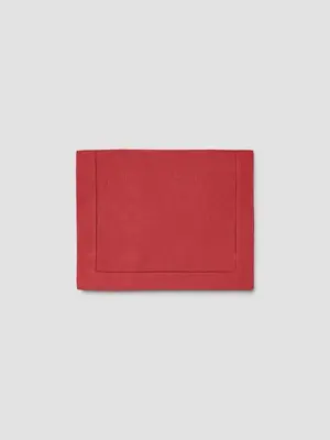 SFERRA Festival Square Linen Table Runner Red