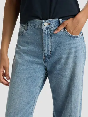 FRAME The Off Duty Stroll Straight-leg Jeans