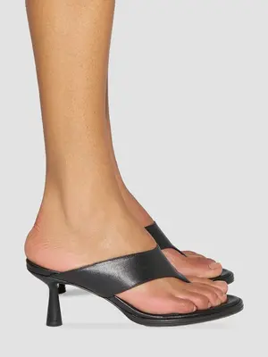 AeydĒ Olenna Leather Thong Sandals