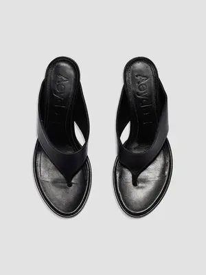AeydĒ Olenna Leather Thong Sandals