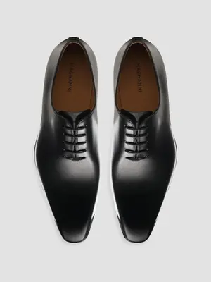 Magnanni Cruz Leather Wholecut Oxfords