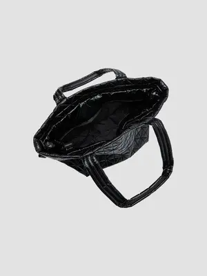 VEE COLLECTIVE Medium Vee Quilted Tote Bag