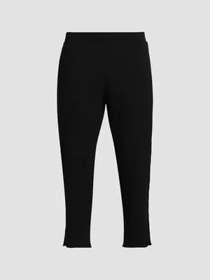 Issey Miyake August Knit Pleated Tapered-leg Pants - Black
