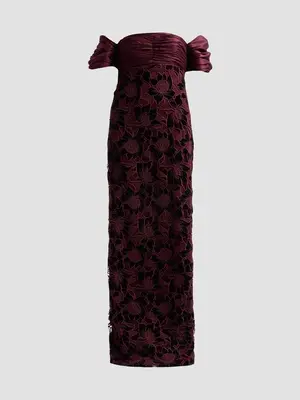 Badgley Mischka Floral Guipure Off-the-shoulder Gown - Wine