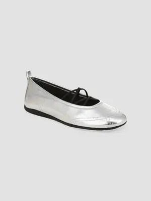 Vince Coralie Leather Ballet Flats