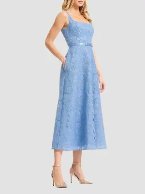 Dress The Population Shelby Lace Midi-dress