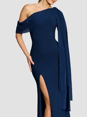 Dress The Population Sera Asymmetric Crepe Gown
