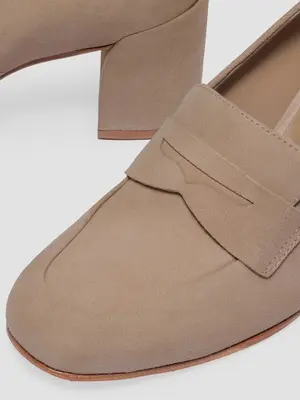 Bernardo Nevaeh Loafer Pumps - Sandstone