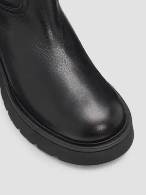 STUART WEITZMAN Ren Leather Lug Sole Boots