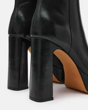 Steve Madden Lochlan Block Heel Booties