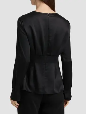 TOCCIN Lauren Twist V-neck Blouse