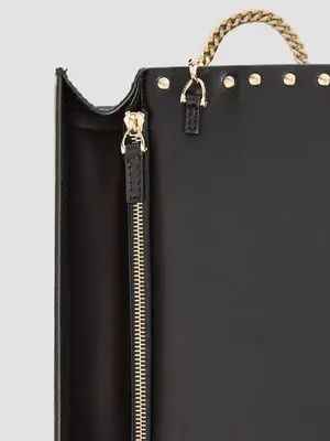 Valentino Garavani Rockstud Wallet With Chain In Grainy Calfskin - Black