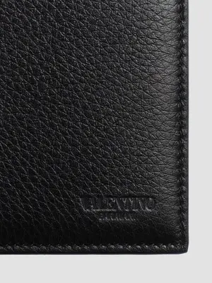 Valentino Garavani Rockstud Wallet In Grainy Calfskin