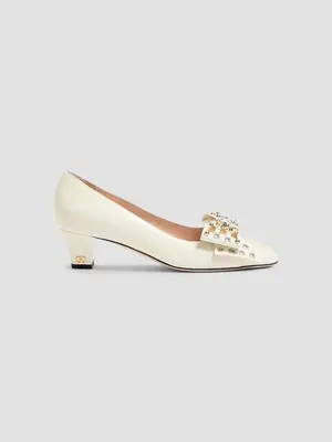 Valentino Garavani Bowow 45mm Pumps In Kidskin With Studs Ivory